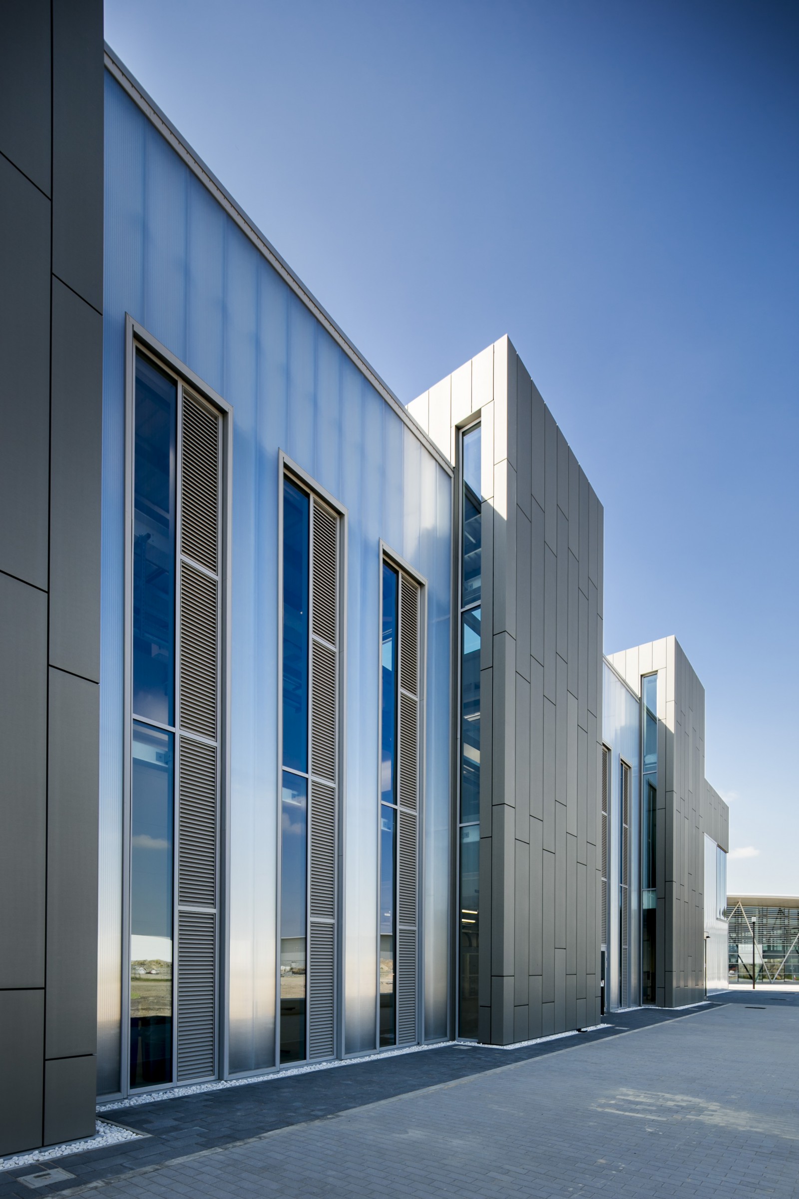 Intelligent Infrastructure Laboratory | ICAIR